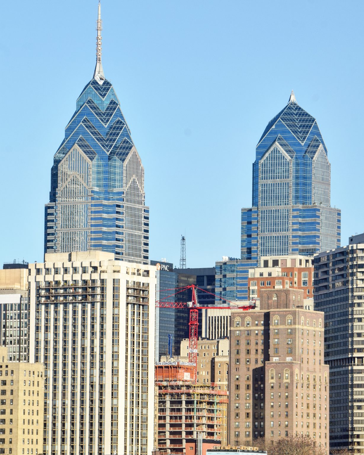 Looking at Two Liberty Place, Philadelphia's Fourth-Tallest Building ...