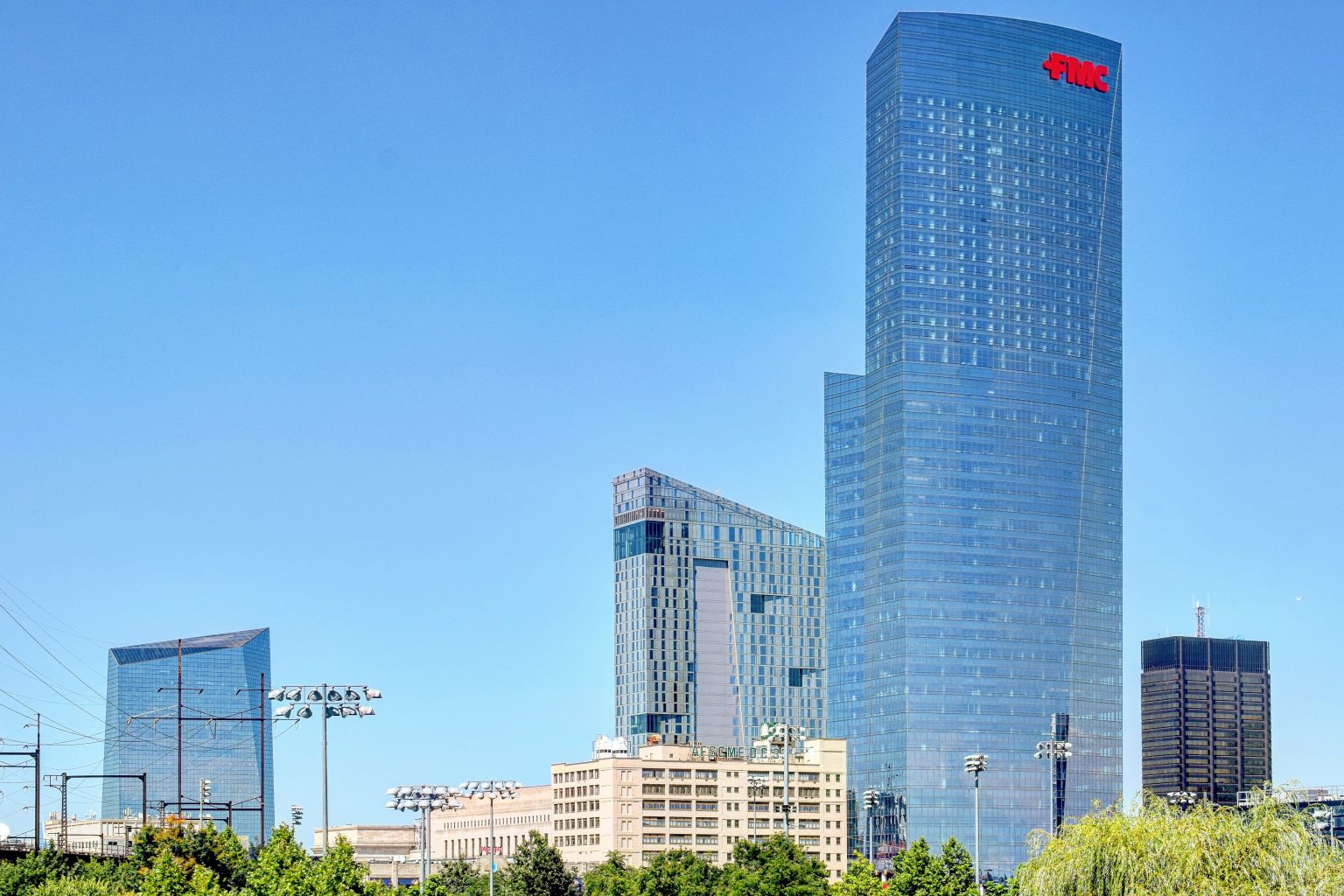 A Look Back at How FMC Tower Elevated the West Philadelphia Skyline ...