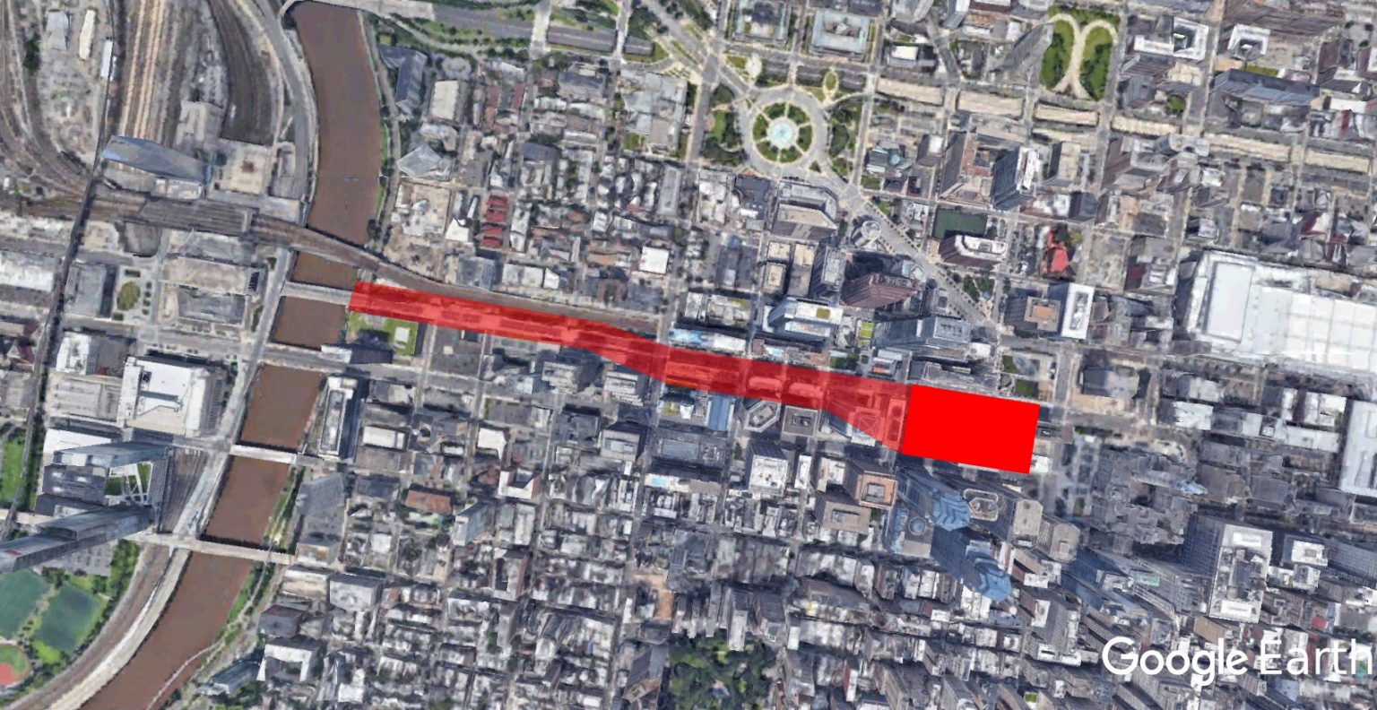 A Look Back at "the Chinese Wall," an Elevated Viaduct that Once Ran ...