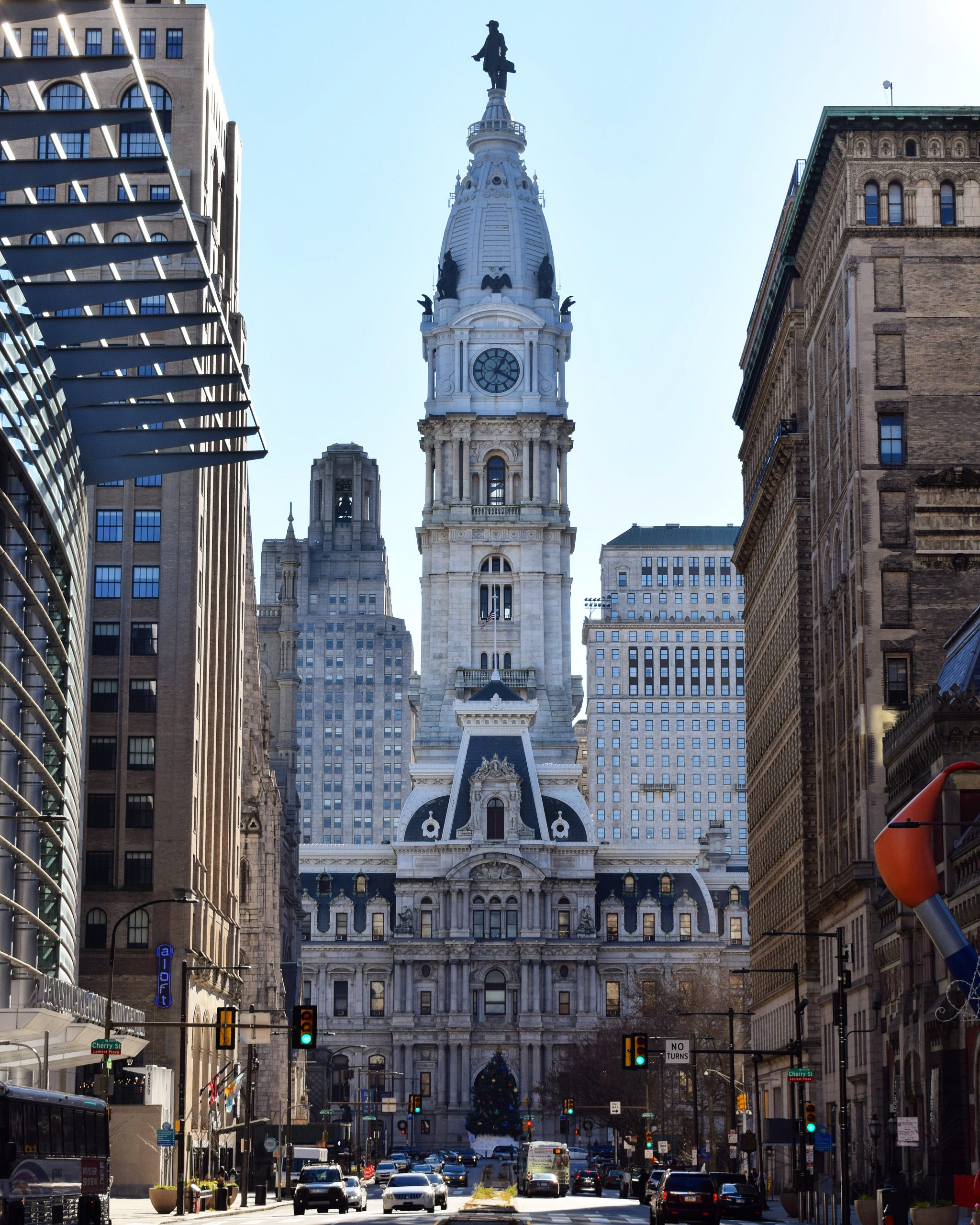 Taking a Look at The Girard Trust Building at 28-32 South Broad Street ...