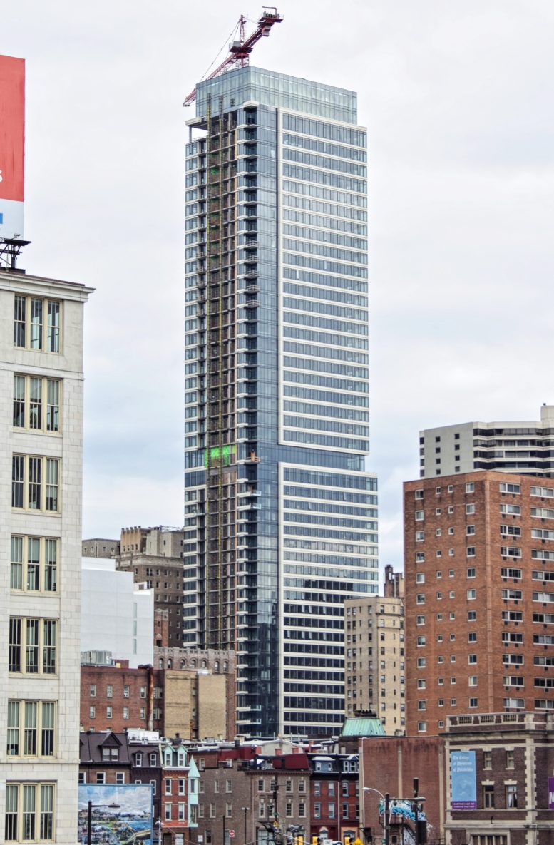 Facade Close To Completion On The Laurel Rittenhouse In Rittenhouse ...