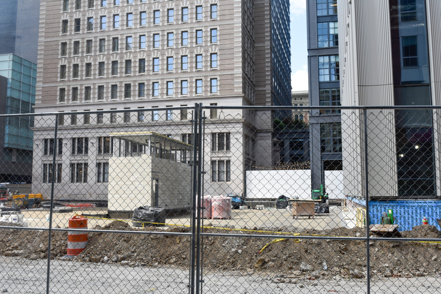 Cladding Nearly Finished at Jefferson Specialty Care Pavilion in Market ...