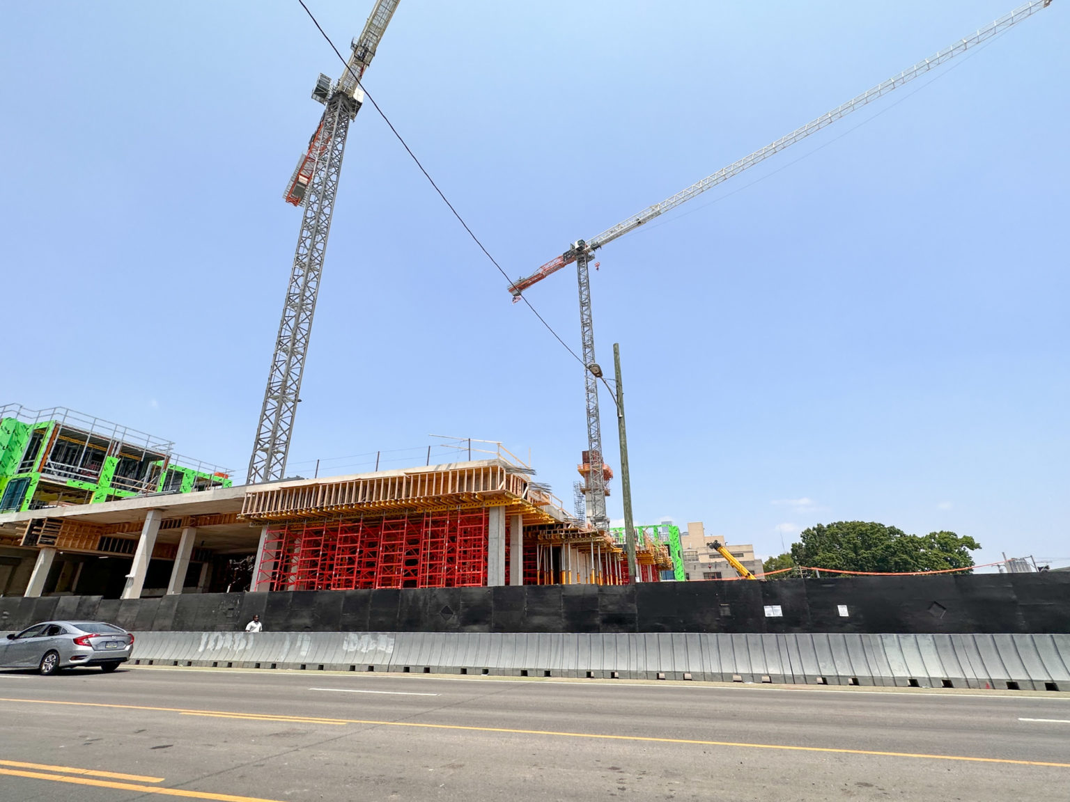 Construction Continues at Broad and Washington at 1001 South Broad ...