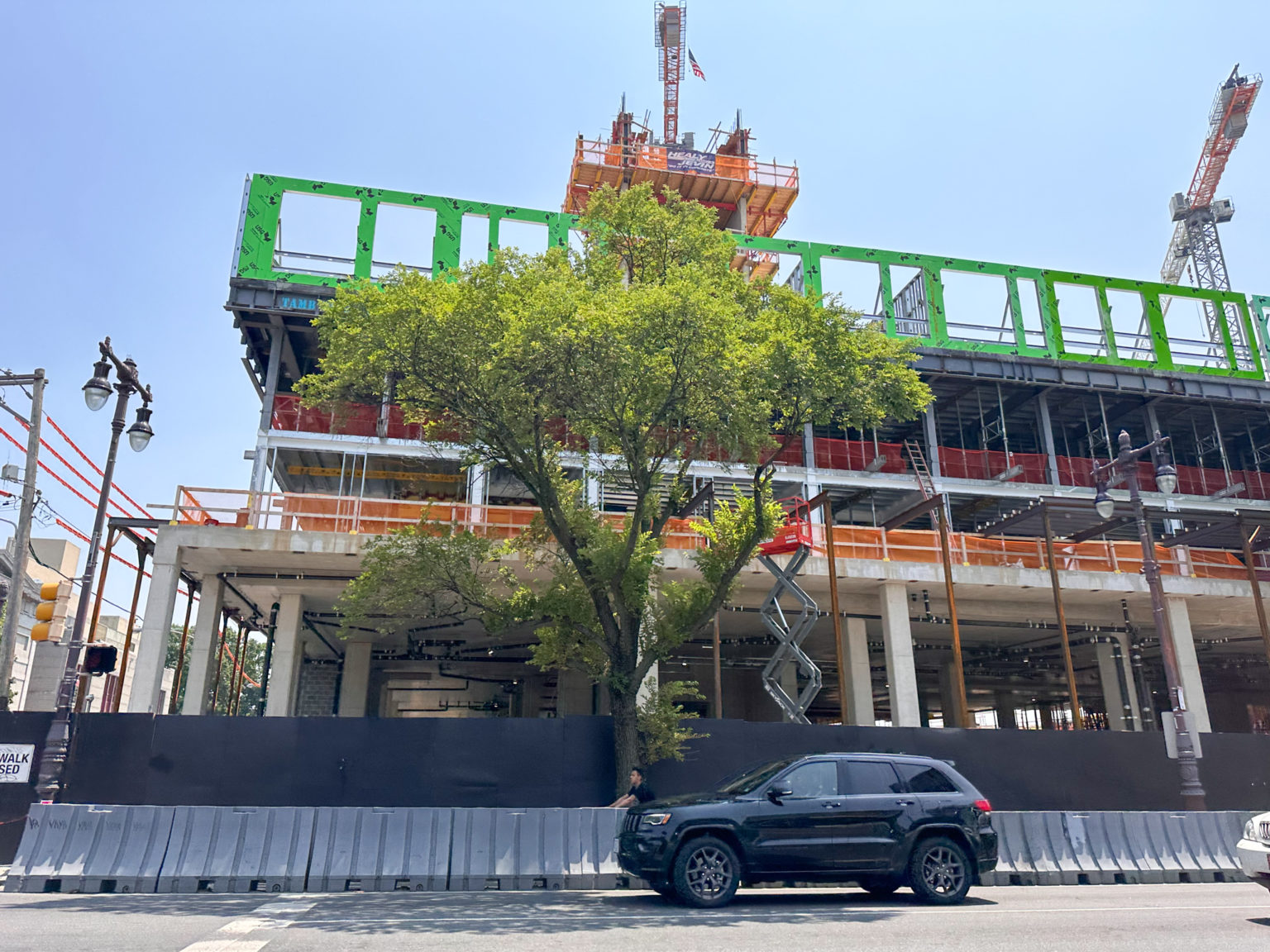 Construction Continues at Broad and Washington at 1001 South Broad ...