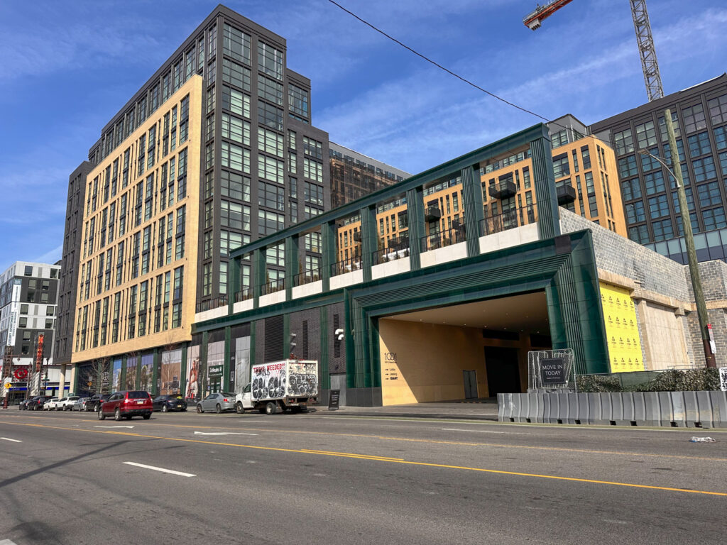 Construction Nears Completion at Broad and Washington at 1001 South ...