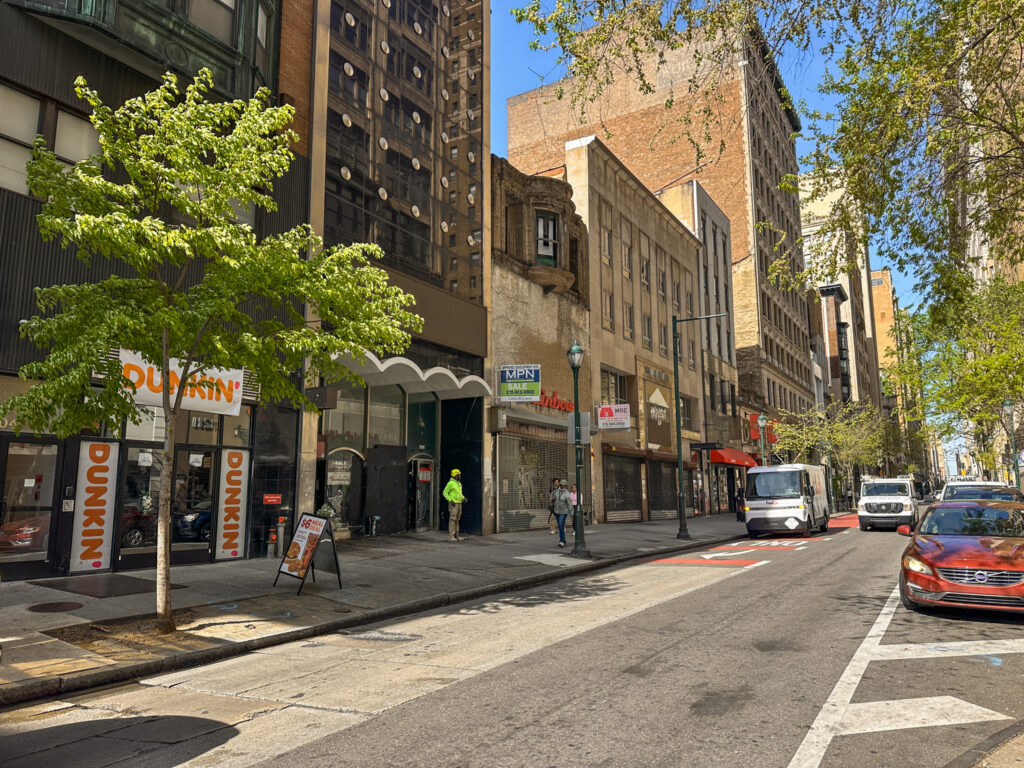 No Signs of Pending Construction at 1208 Chestnut Street in Midtown ...